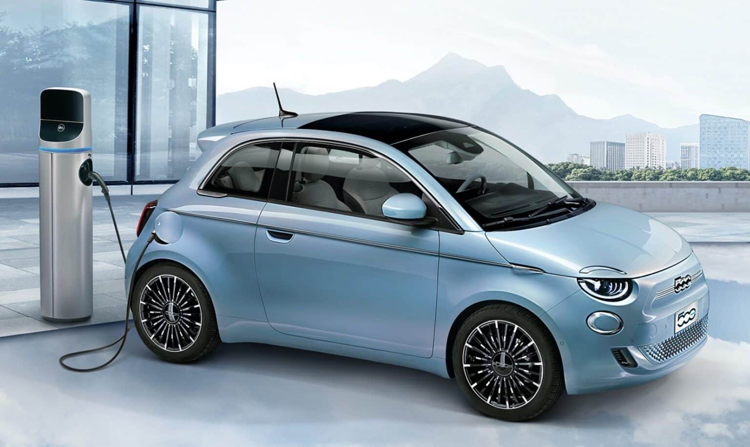 Xe ô tô điện mui trần Fiat 500e được bán ở Nhật Bản với giá từ 450 man
